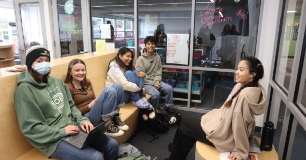 How Informal Learning Spaces Boost Student Collaboration | NGLC