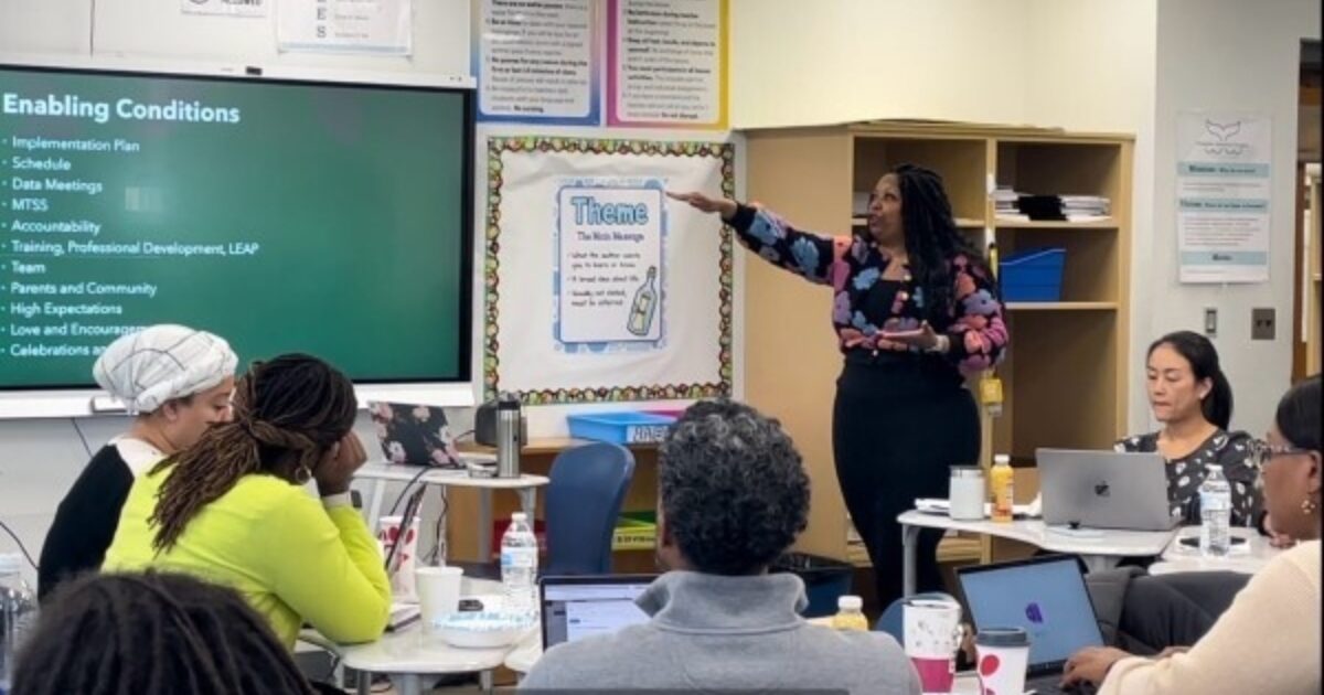 Classroom Walkthroughs: Giving Effective Feedback to Teachers | NGLC